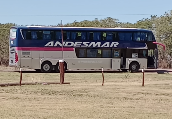 Varados: Después de 12 horas de espera, llegó el mecánico y reparó el ...