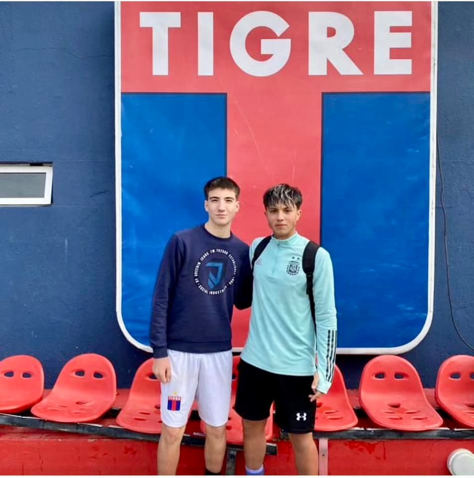 Dos futbolistas del semillero de Matienzo detrás de un mismo sueño ...