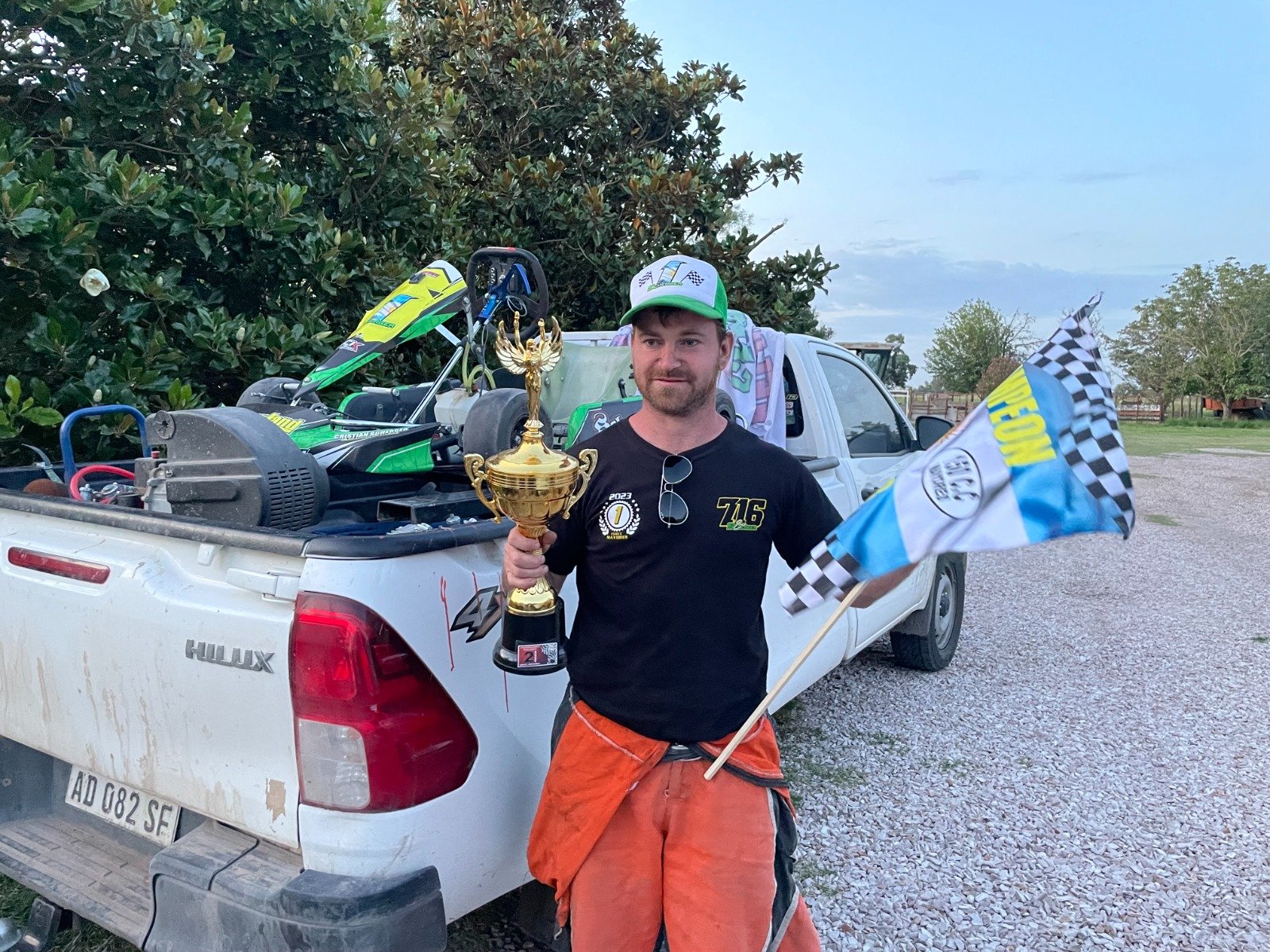 Los Scherger en lo más alto del karting pampeano - Zonal Noticias